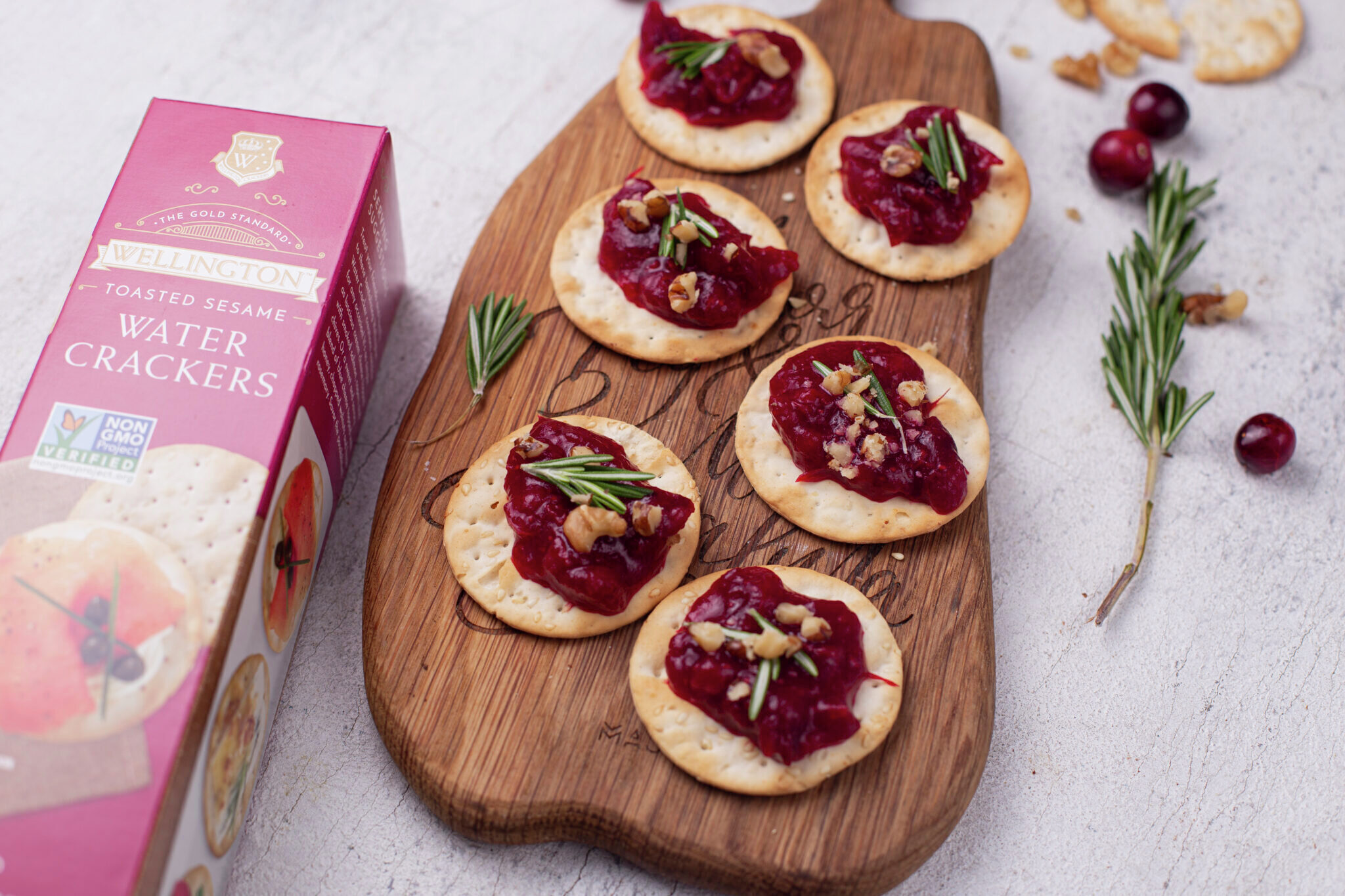 Cranberry Walnut Bites | Wellington Crackers